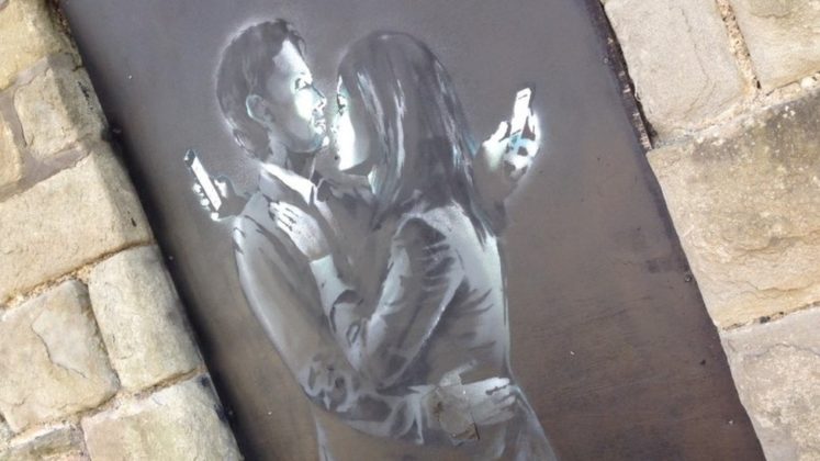 Phone Lovers – By Banksy in Bristol, England | STREET ART UTOPIA