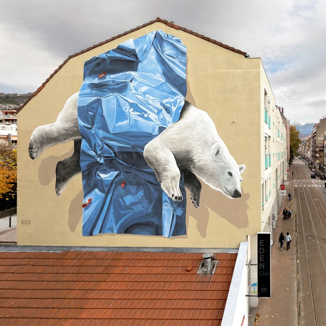 Collapse – By NEVERCREW in Grenoble, France | STREET ART UTOPIA