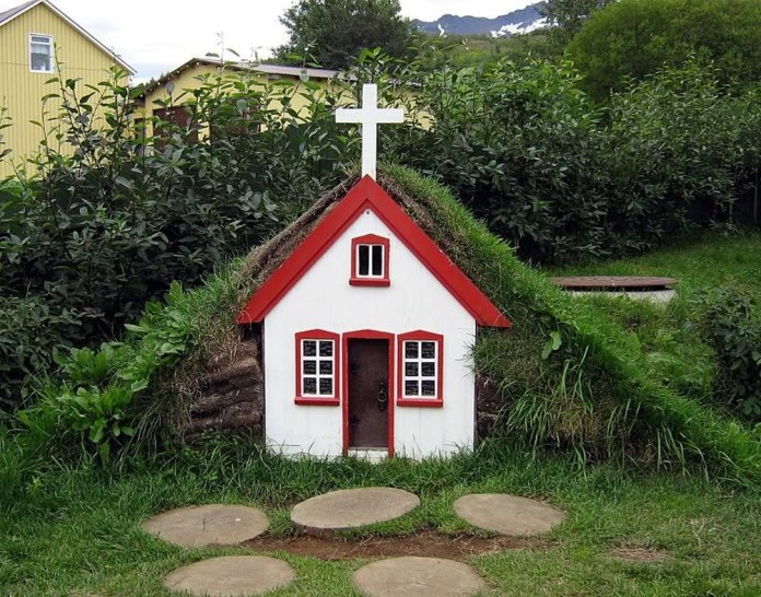 Discover Iceland's Enchanting Huldufólk: The Hidden People and Their ...