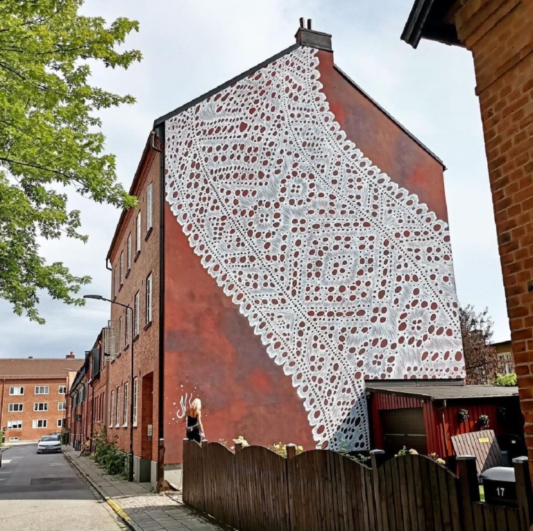7 pics: Graceful lace pattern by NeSpoon in Malmö, Sweden | STREET ART ...