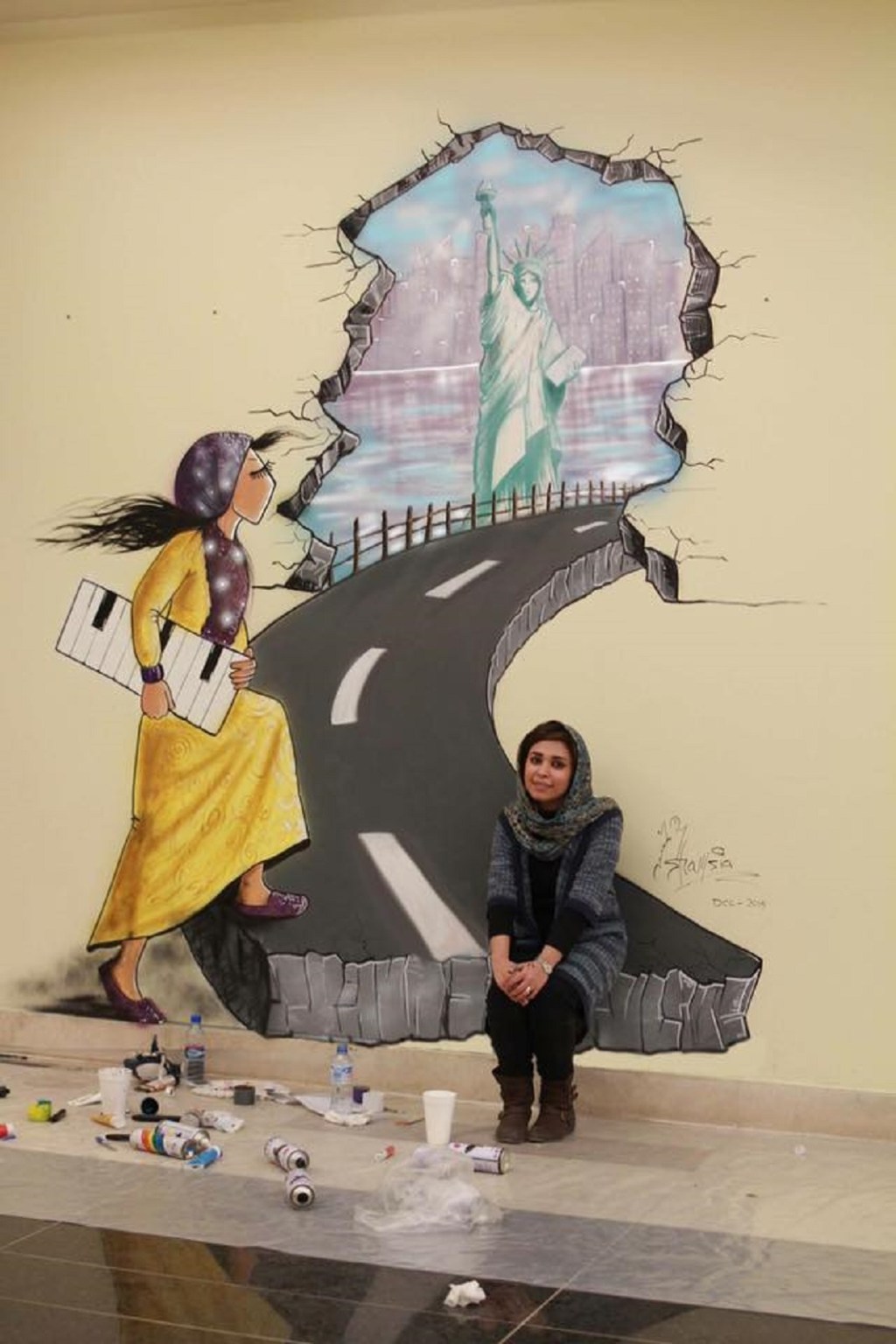 Shamsia Hassani, fine arts lecturer and first known female graffiti ...