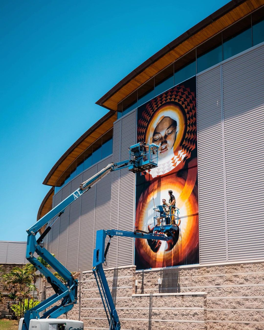 Mālamalama – Mural by Kamea Hadar and CKHT in Honolulu, Hawaii | STREET ...