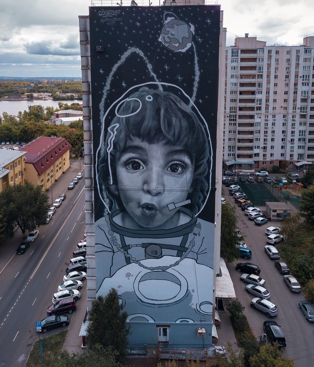Astronaut Street Art