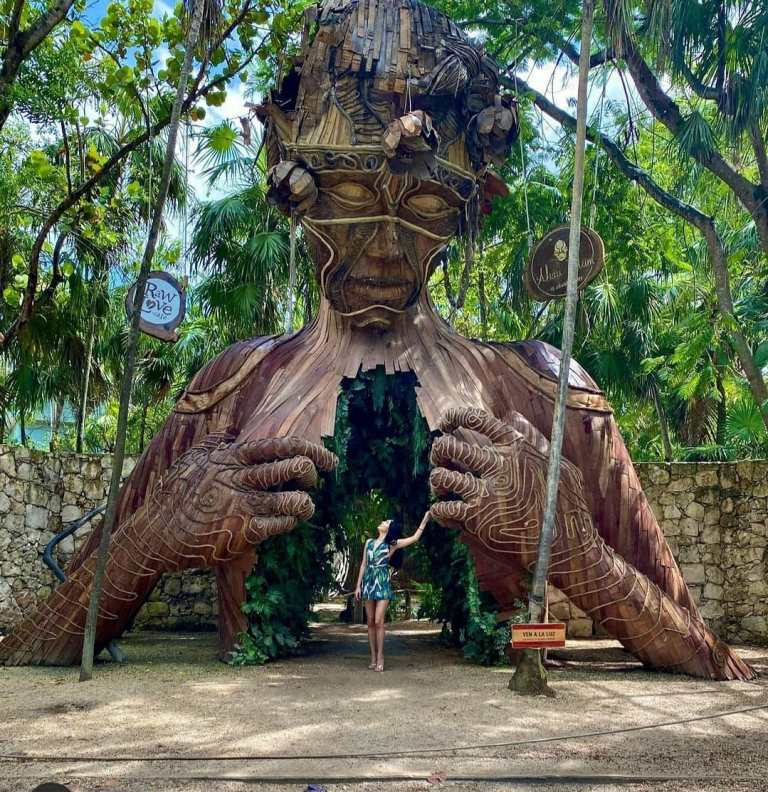 Come in to Light – Wooden Sculpture By Daniel Popper In Tulum, Mexico ...