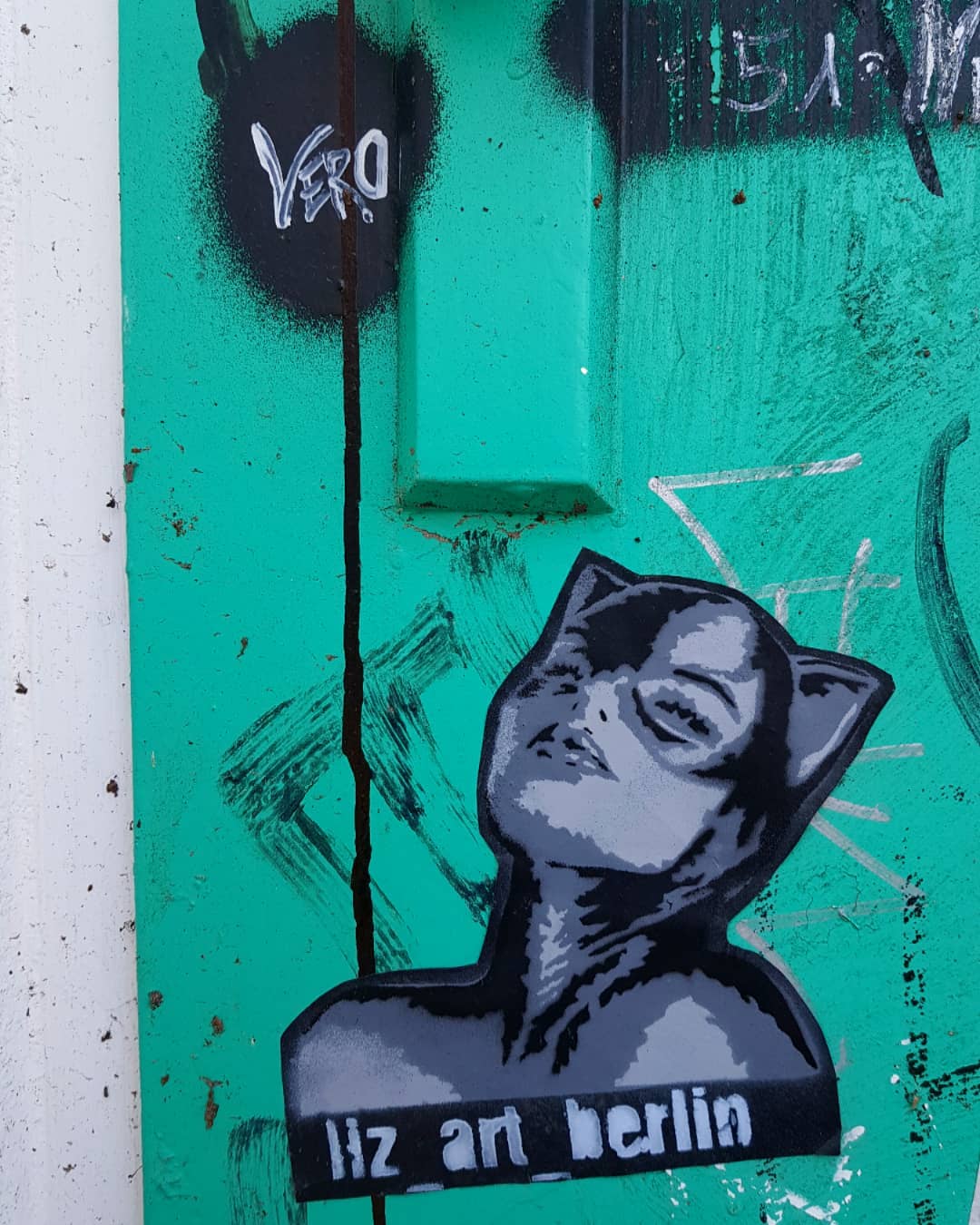 Cat waiting for mouse – 11 Paste Ups by LIZ ART BERLIN | STREET ART UTOPIA