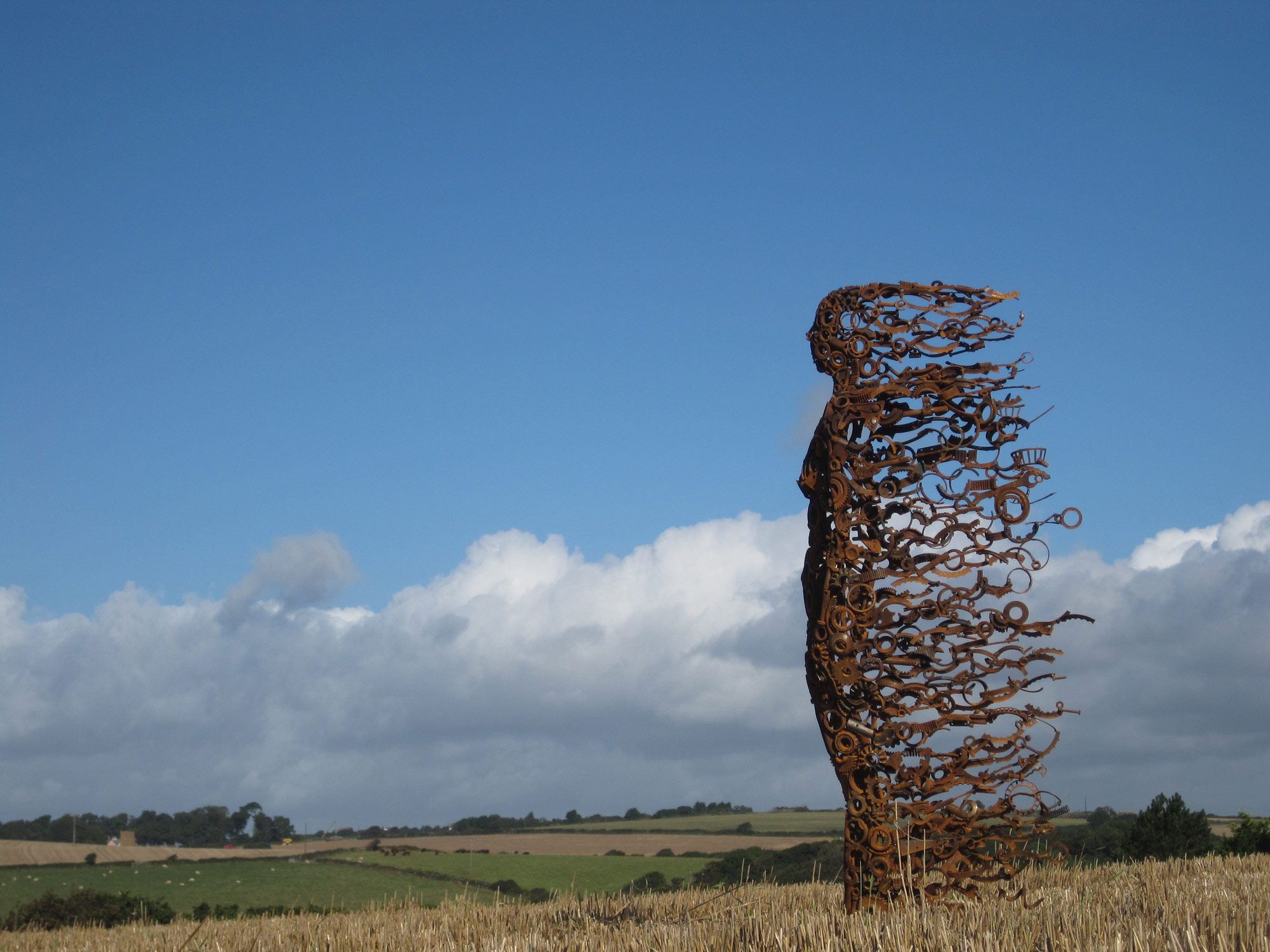 You Blew Me Away 8 by sculptor Penny Hardy | STREET ART UTOPIA