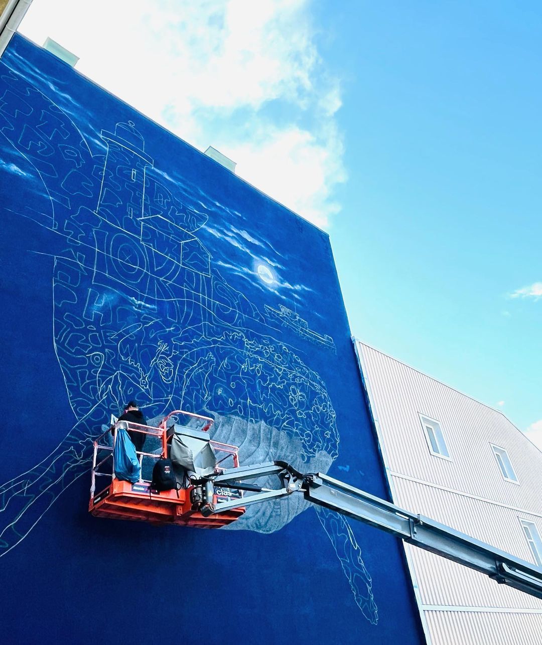 Humpback Whale mural by THOMAS TURNER in Strömstad, Sweden for Artscape ...
