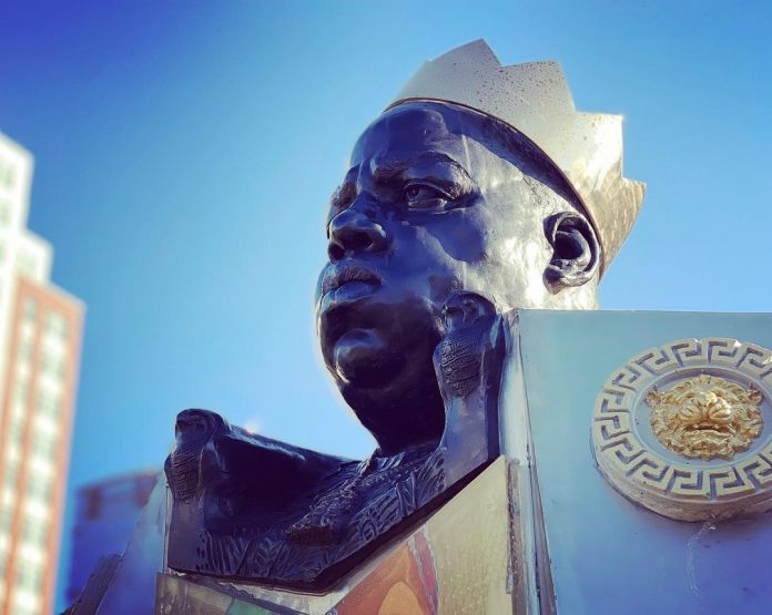 The Notorious B.I.G. becomes a statue in Brooklyn – Solar-powered ...
