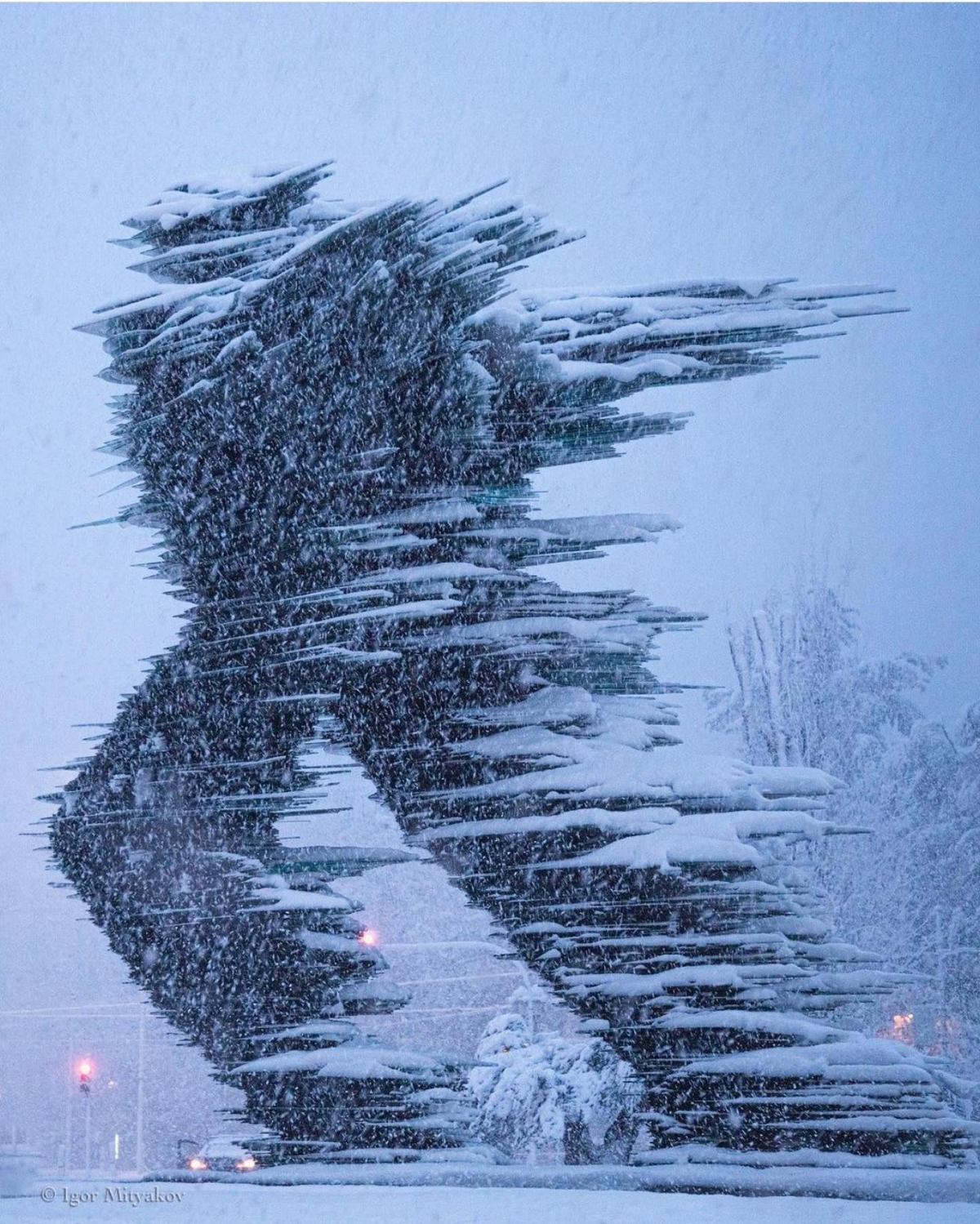 One of the most iconic statues of Athens covered in snow! | STREET ART ...