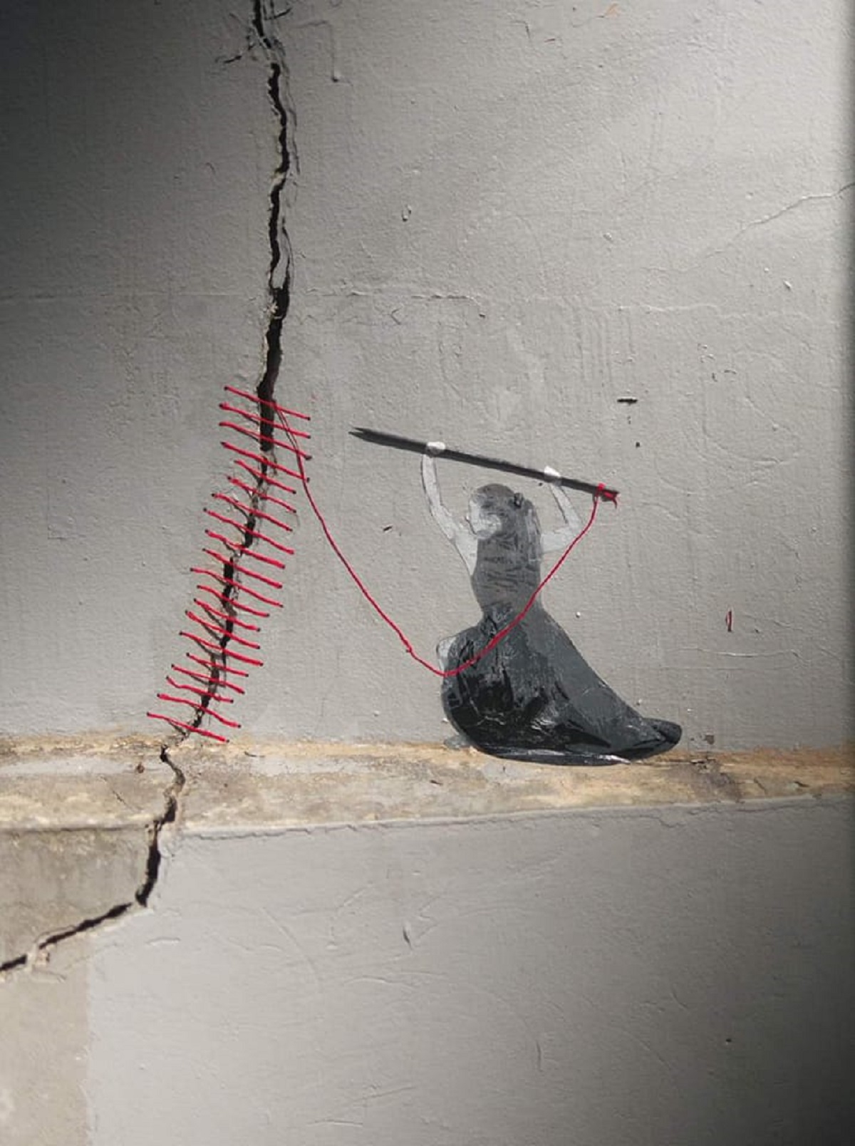 Repair Cracks with Art | STREET ART UTOPIA