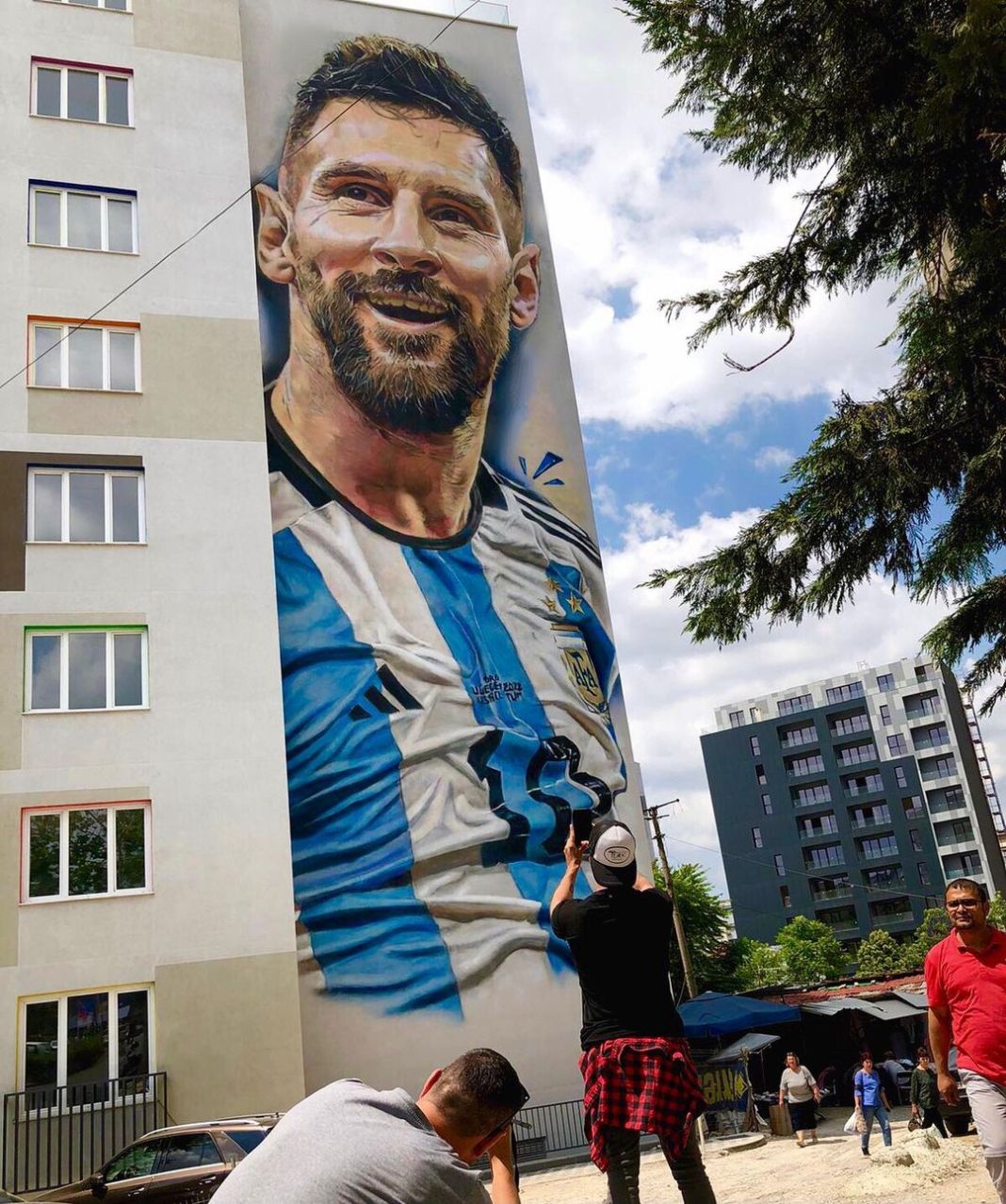 Mural of Lionel Messi by Maximiliano Bagnasco in Tirana, Albania (7 ...