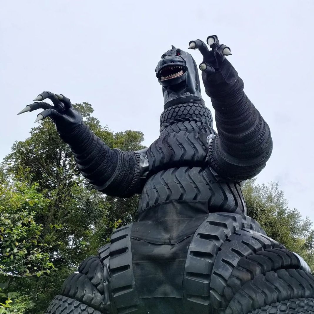 Tirezilla: 20 ton Godzilla made from 114 tyres called “Gomura” in ...