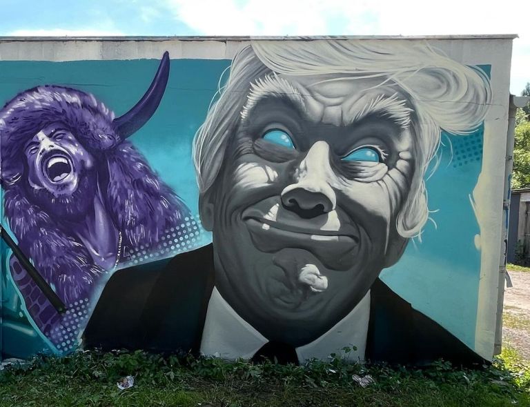 “I know you’re not thinking. You never do” – Mural on Donald Trump in ...