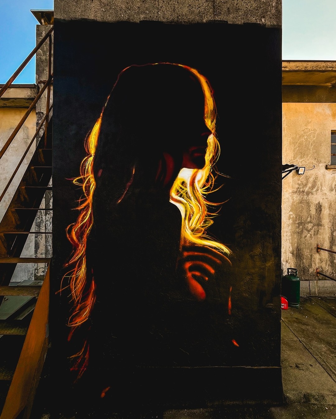 These 10 New Murals Are Stopping People in Their Tracks - STREET ART UTOPIA