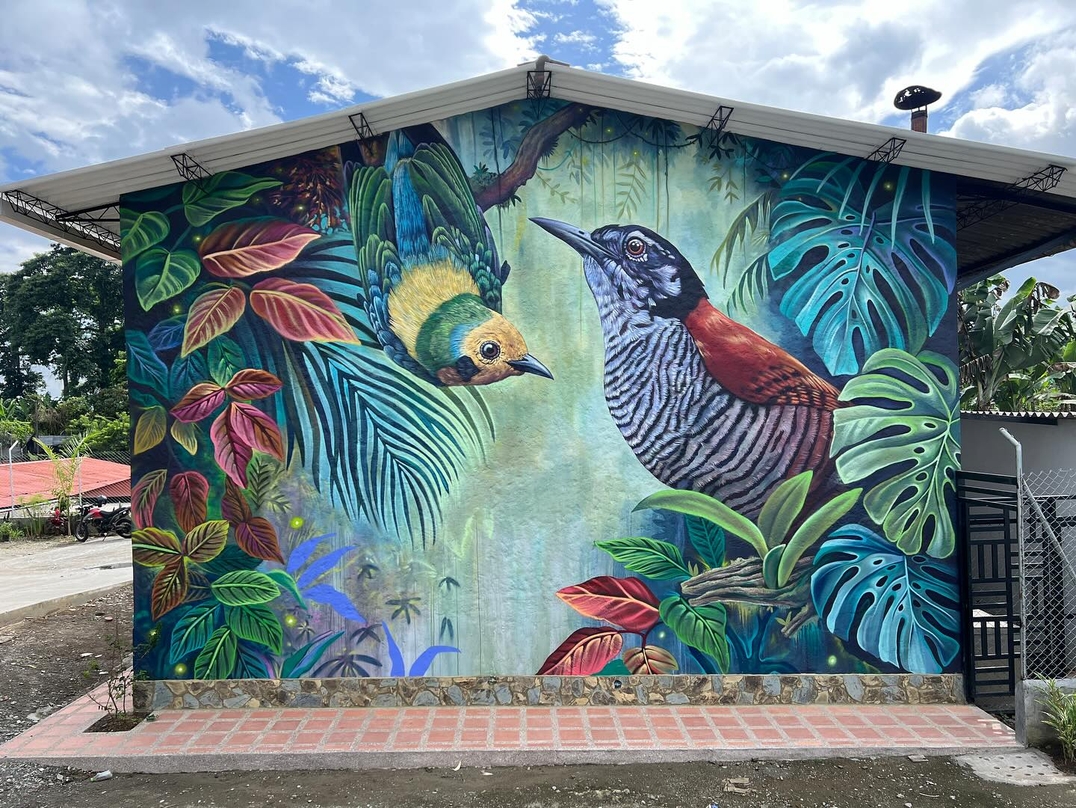 6 Animals and Flowers Bursting with Color in a New Jungle Mural in ...