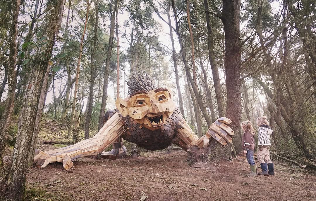 10 Giant Trolls Hiding in Forests, Lakes and Ruins - STREET ART UTOPIA